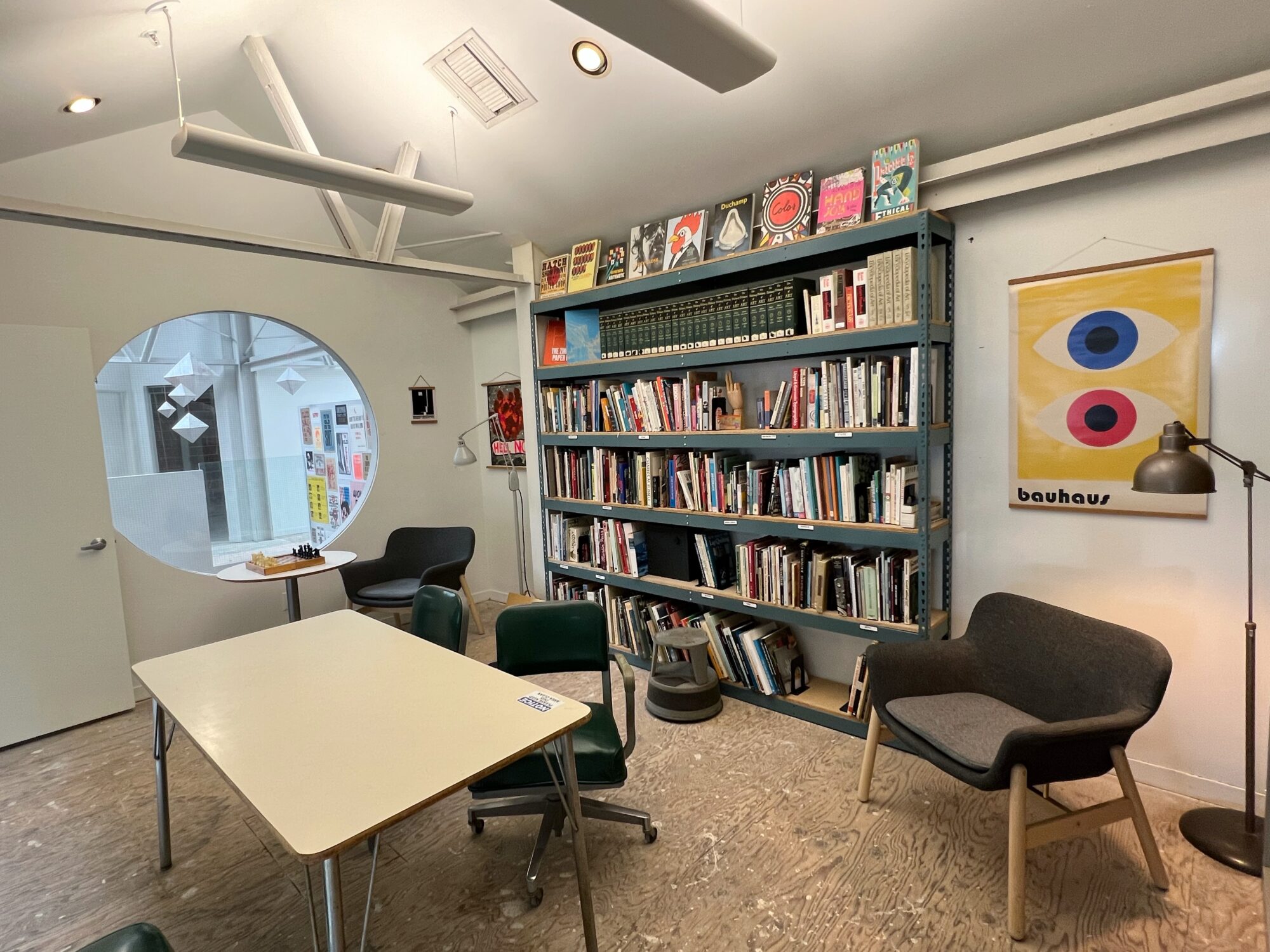 Art Research Library - THE COMPOUND GALLERY
